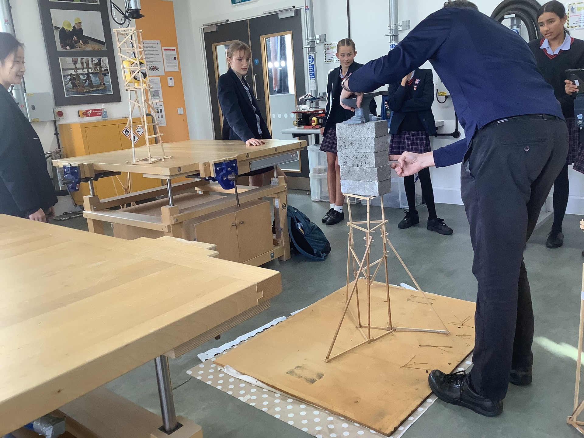 STEM Club Tests Strength - Talbot Heath