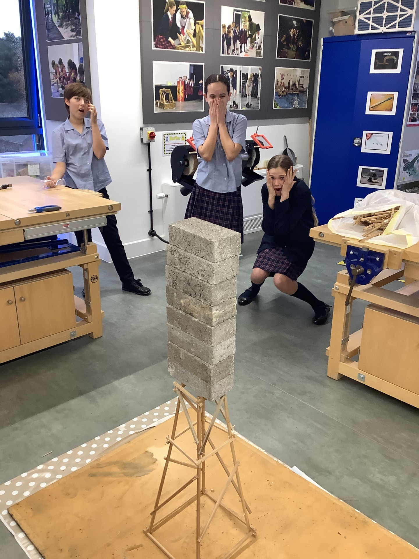 STEM Club Tests Strength - Talbot Heath